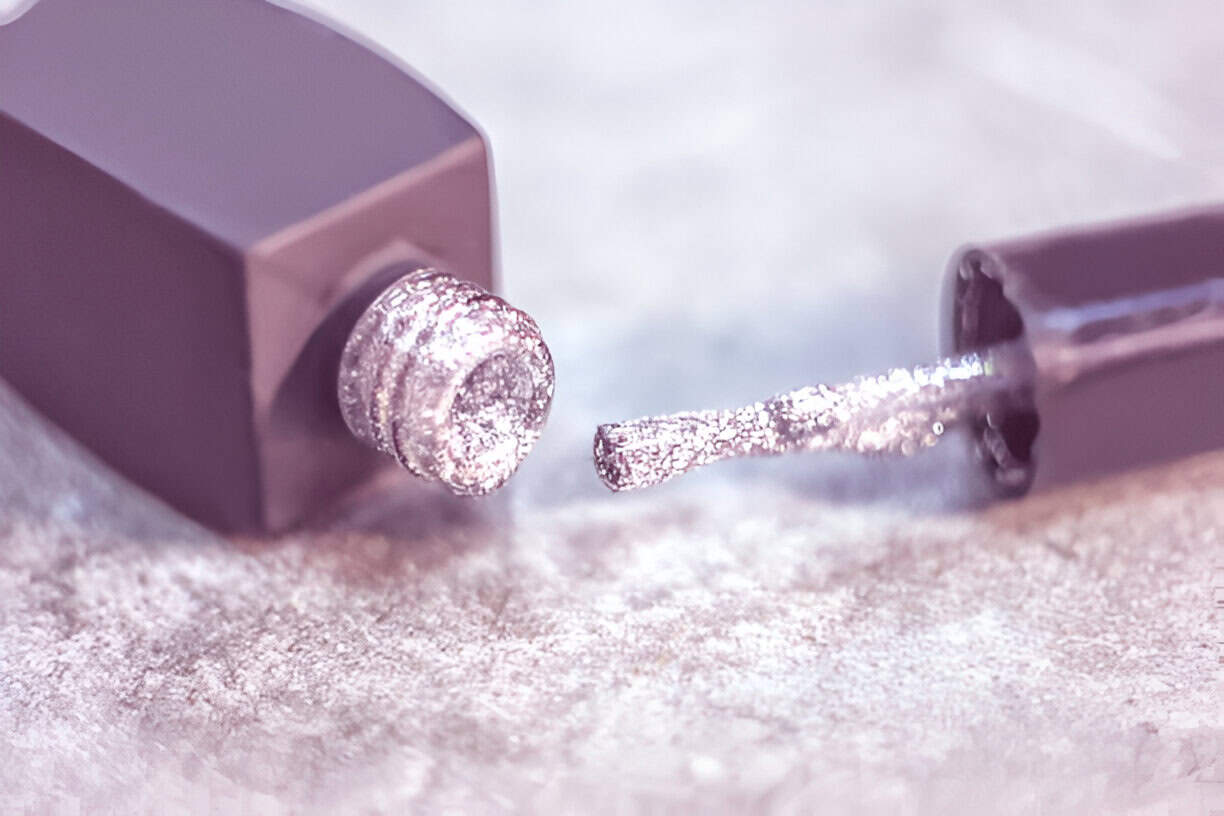 Best Sparkle Nail Polish for a Stunning Shine